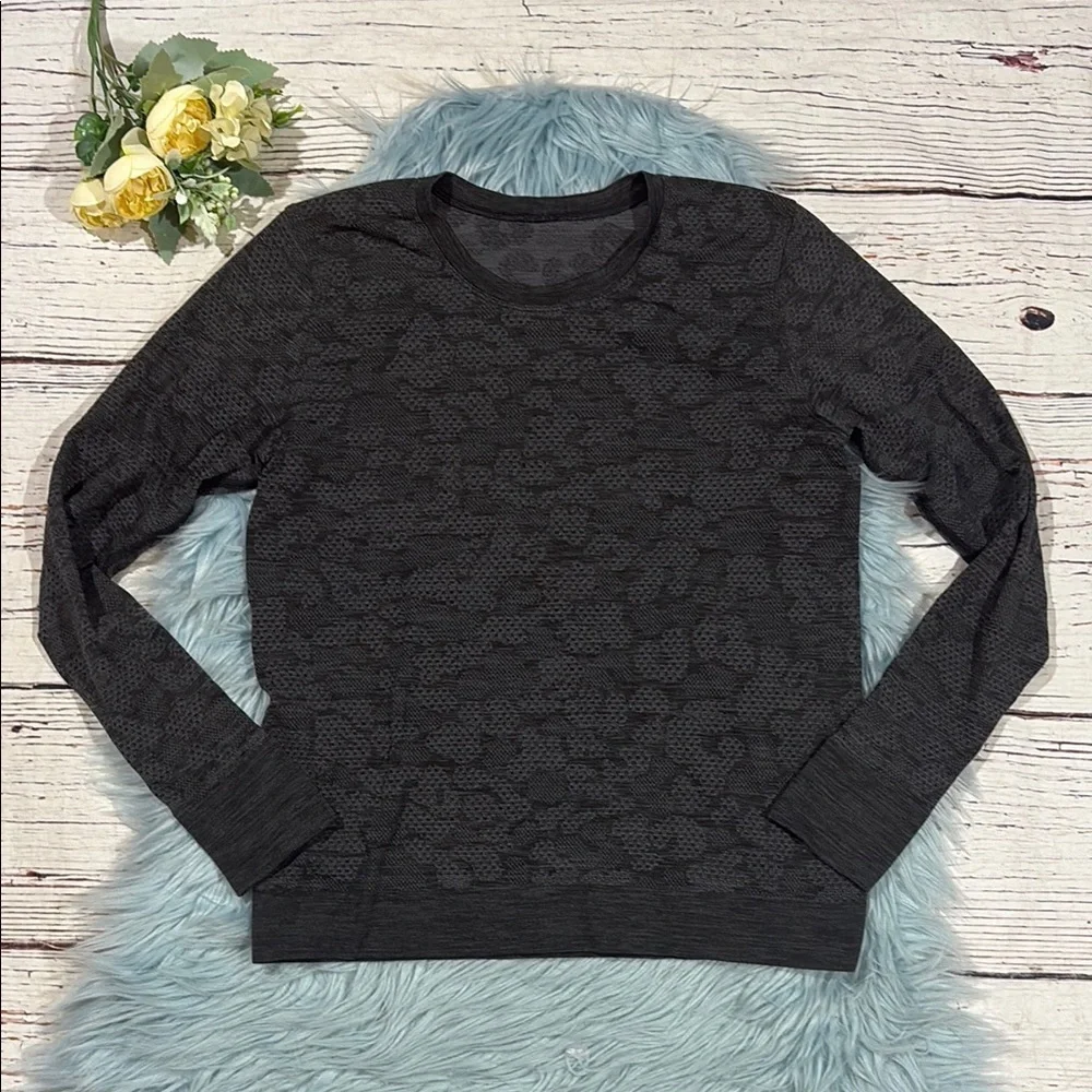 lululemon athletica | Tops | Lululemon Breeze By Long Sleeve Titanium ...